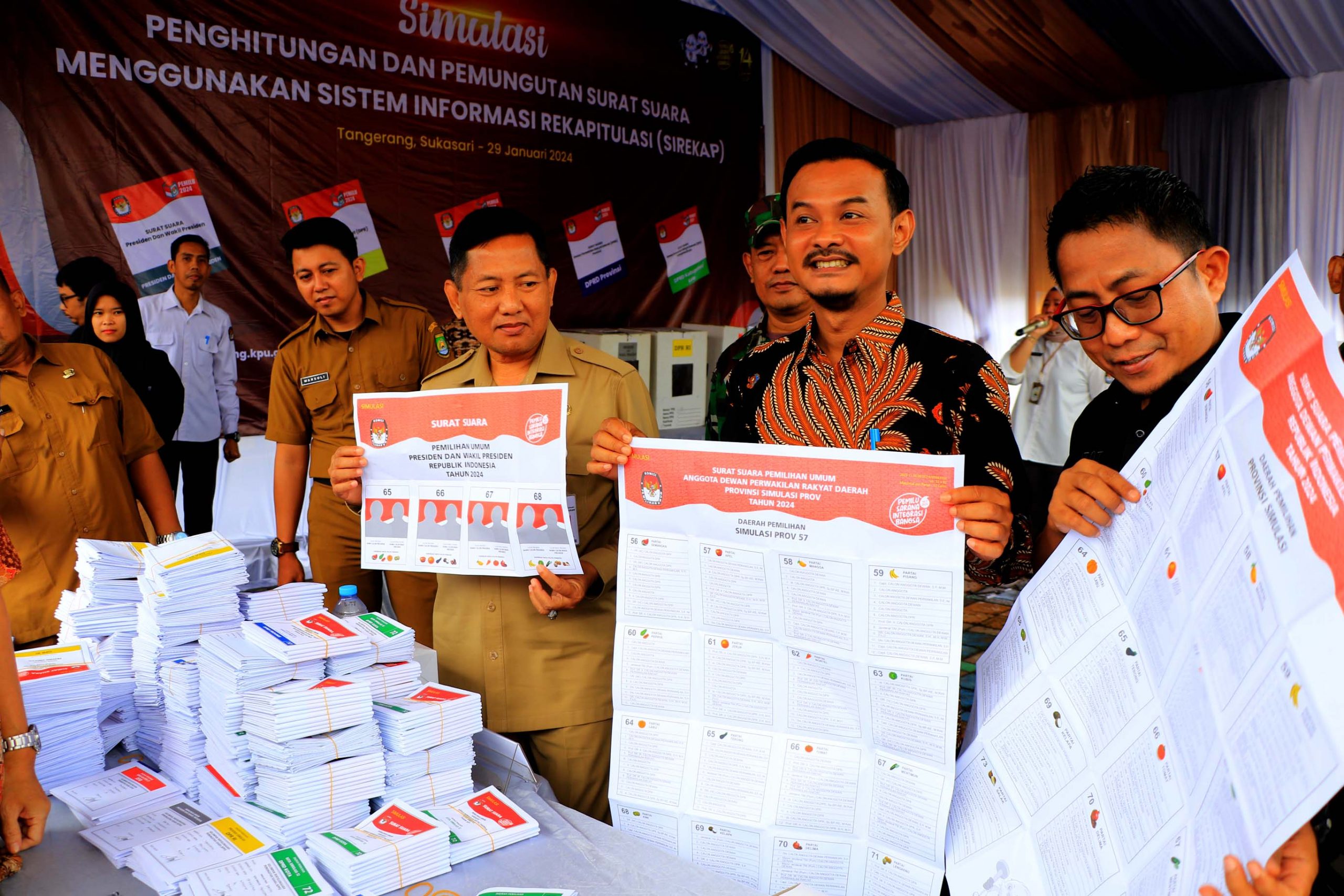 KPU Lakukan Simulasi Penghitungan Suara dengan Aplikasi Sirekap - Kata Kota